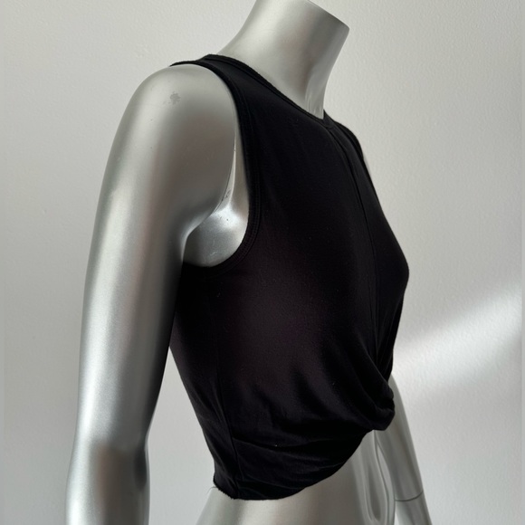 ALO Yoga | Tops | Alo Muscle Tee Crop Top Black Cover Tank Xs | Poshmark